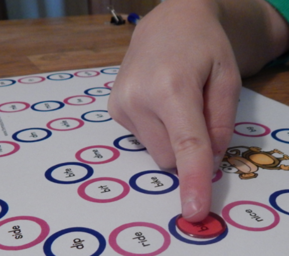 Follow the path games for i-e words - Reach All Readers