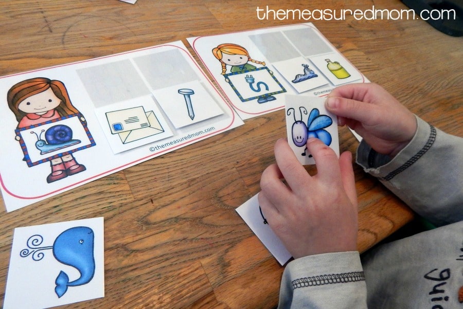 14 rhyming words sorting mats - Reach All Readers