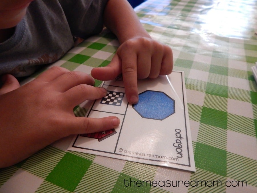 Shapes in everyday objects clip cards - Reach All Readers